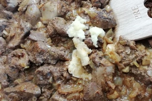 Restovaná kuracia pečeň na cibuľke, ten 1 najlepší recept - Chutné recepty